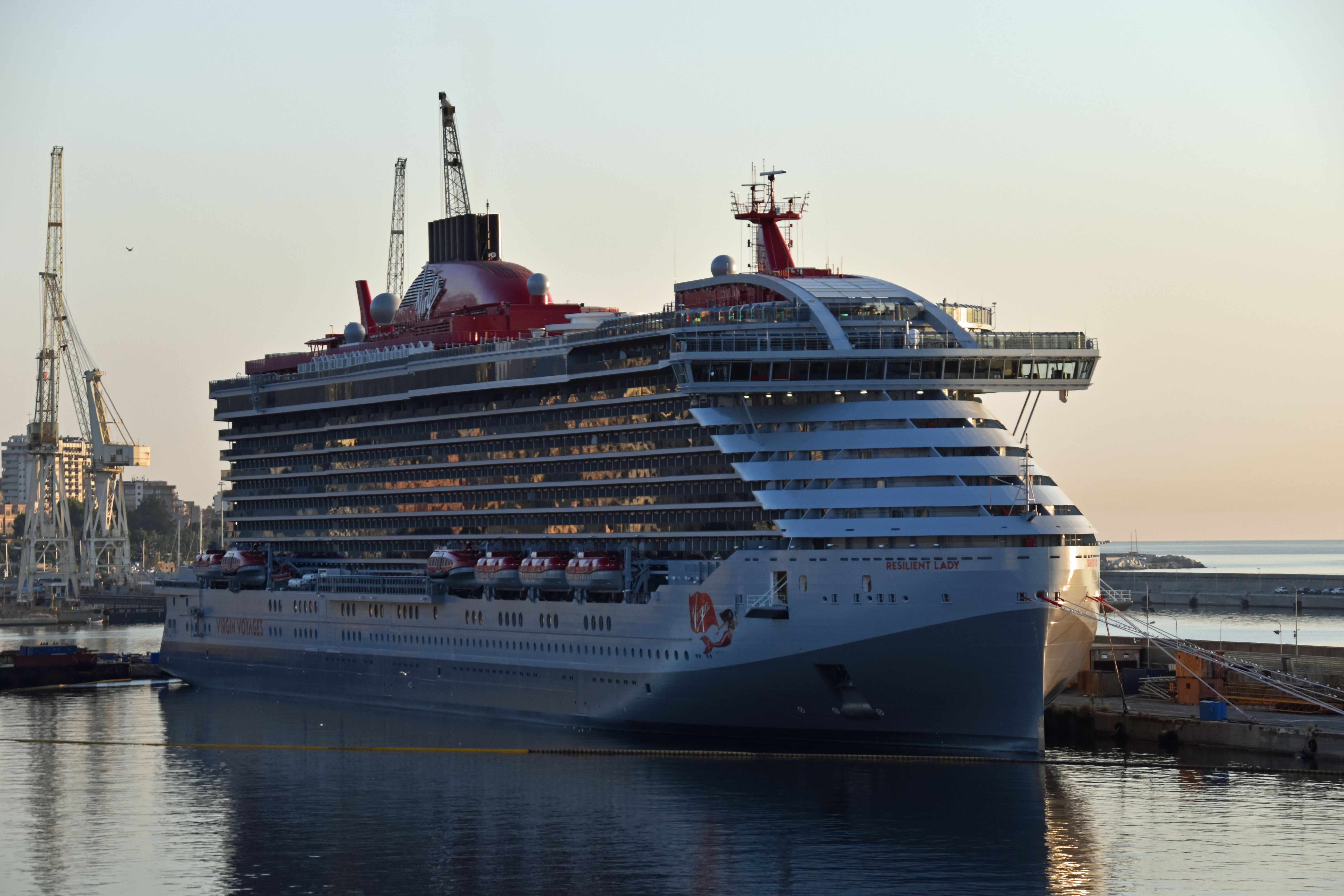 Review, Overview, Pros & Cons, and Essential Sailing Tips | Resilient ...